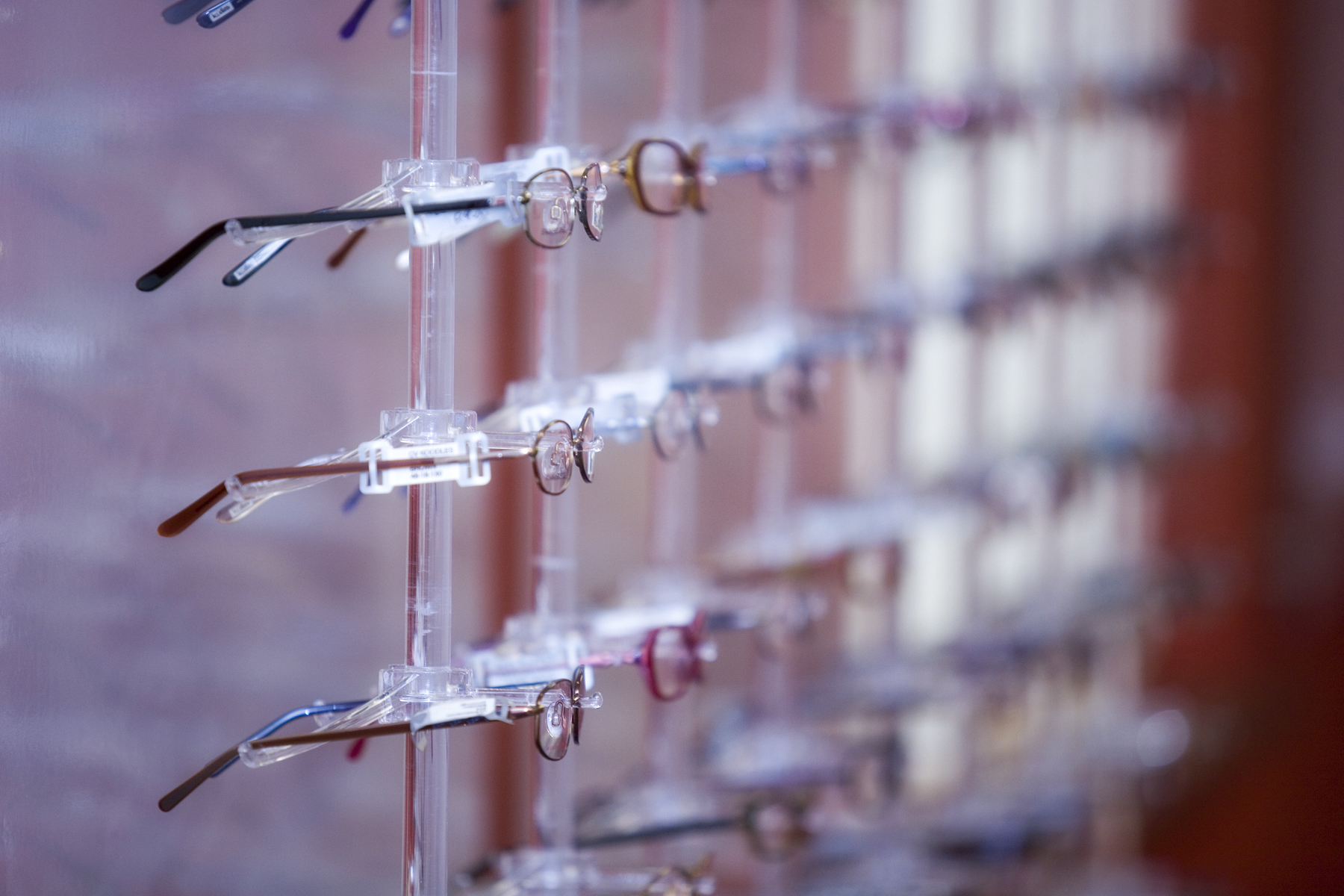 Why Buying Glasses Online Isn’t for Everyone - Access Eye